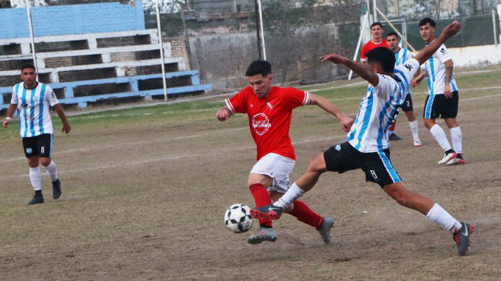 Fútbol: El Porvenir, Quiroga y Calle Larga ganaron en el inicio de la ...