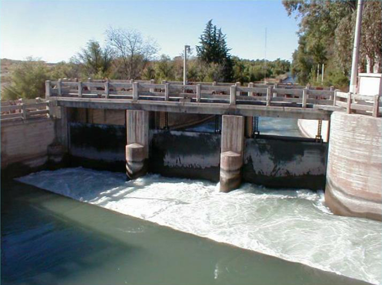 Un “Pequeño Aprovechamiento Hidroeléctrico” en el Canal Matriz del Río ...