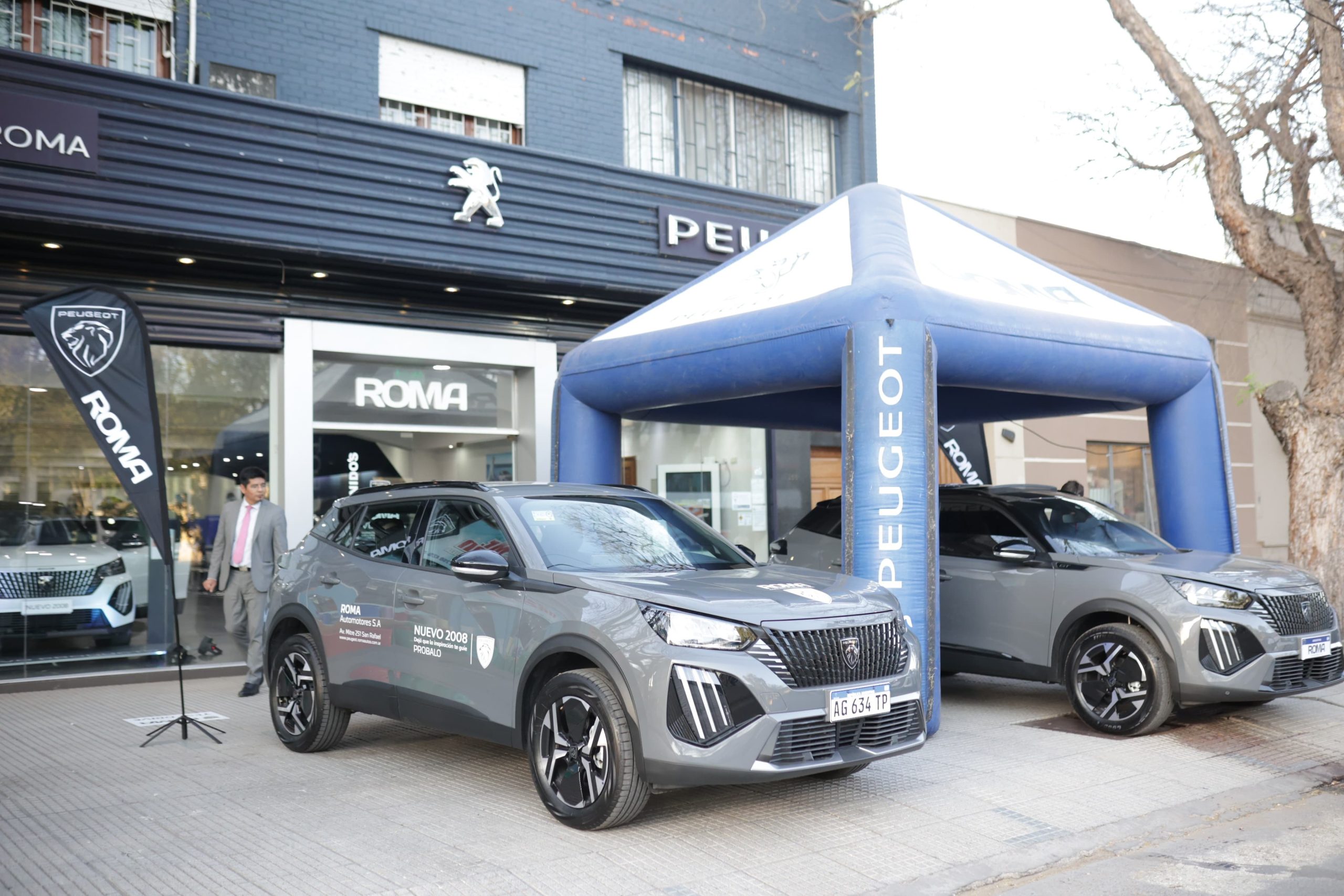 Roma Automotores presentó el flamante Peugeot 2008 con un test drive ...