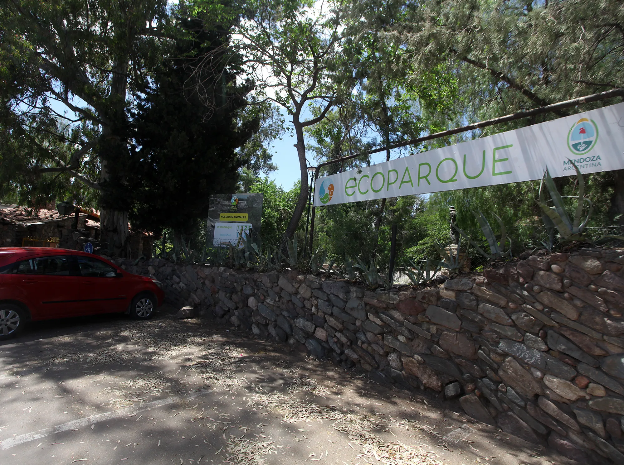 Ecoparque: a ocho años del anuncio, las obras avanzaron sólo un 35% ...