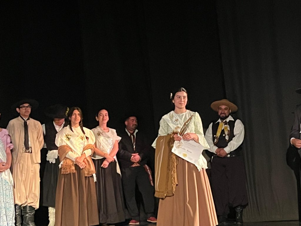 San Rafael coronó a su nueva Flor de la Tradición: Flavia Jodar, de ...