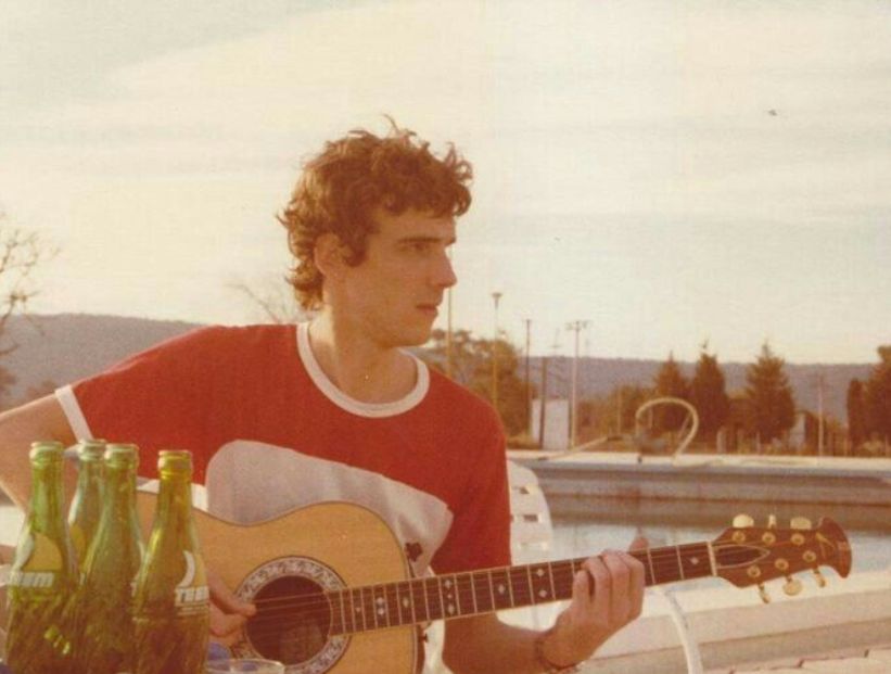 El Día Nacional del Músico recuerda a Luis Alberto Spinetta